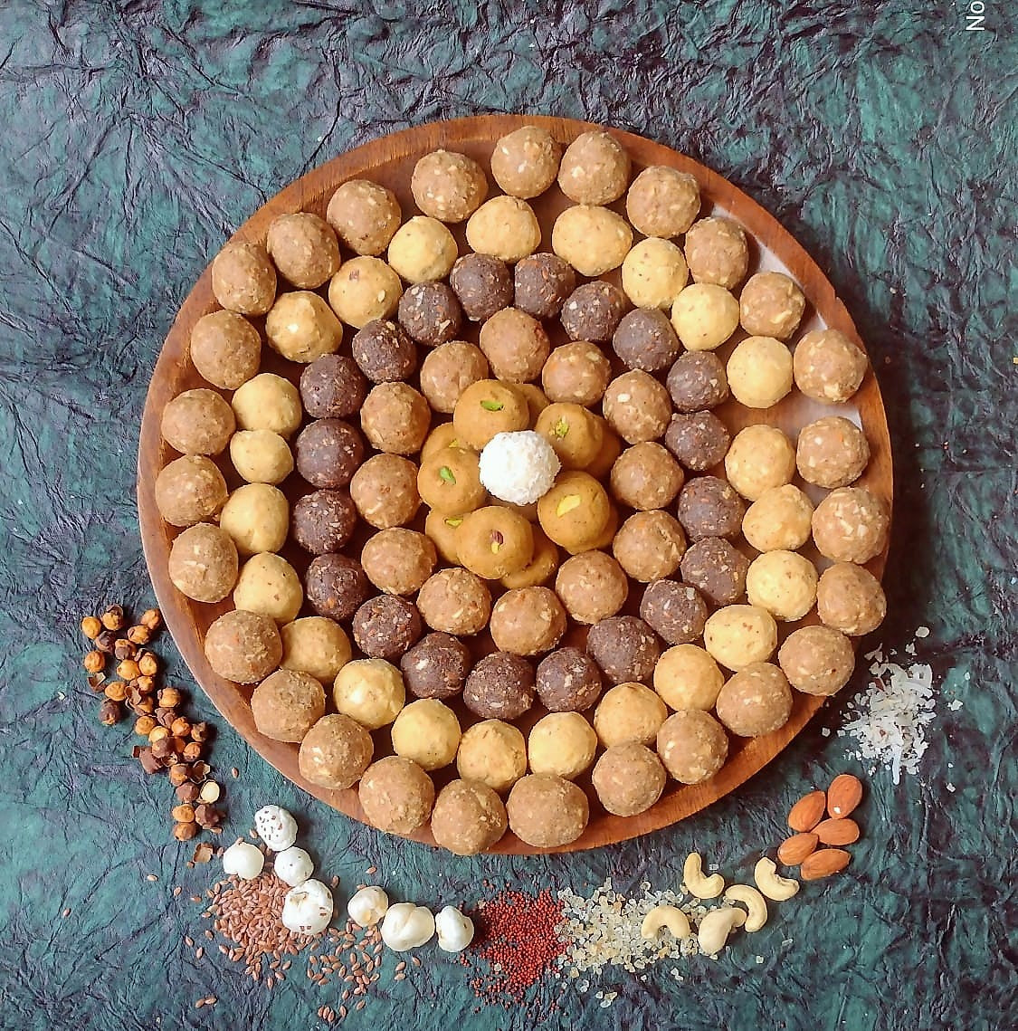 Laddoo – Desilea